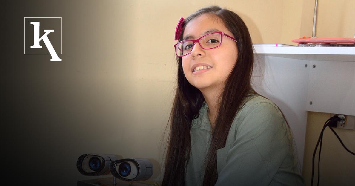Emily Ulloa, la adolescente manabita que construye robots y se alista ...