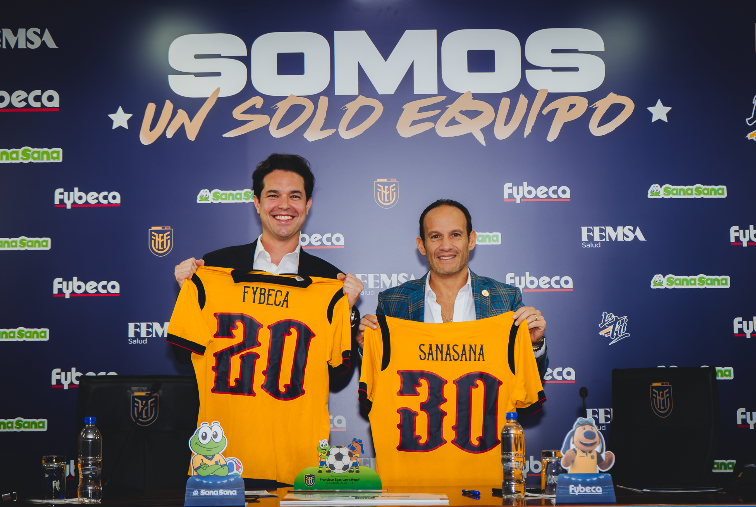 Fybeca y SanaSana se consolidan como farmacias oficiales de La Tri ...
