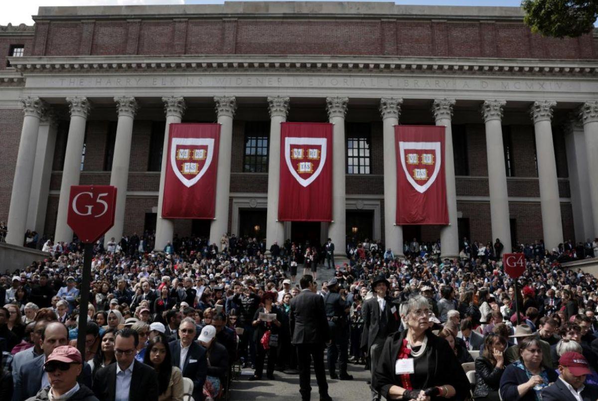 Conoce que estudiantes podrán estudiar gratis en Harvard | Ekosnegocios