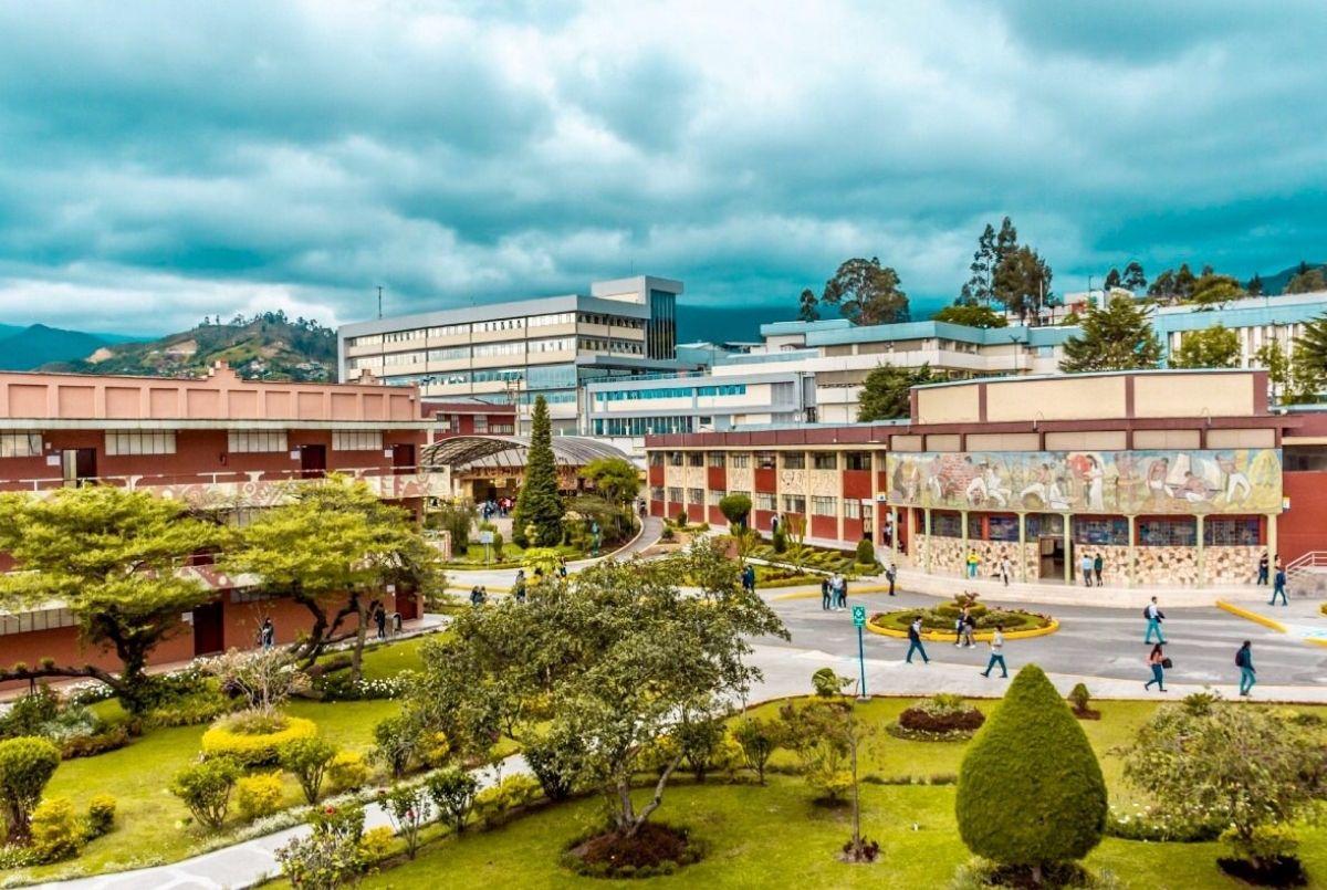 La UTPL cumple 51 años innovando en educación | Ekosnegocios