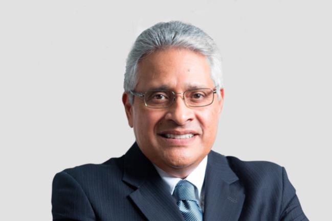 Ícono Empresarial: Carlos Alaña Gerente de País de Mexichem Ecuador ...
